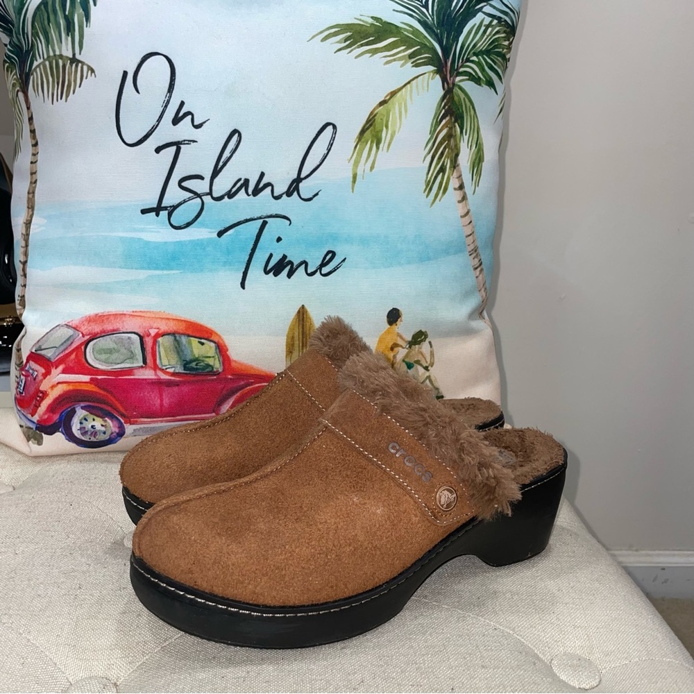 Crocs 202302 Cobbler Shimmer Leather Clog Chestnut Su… - Gem